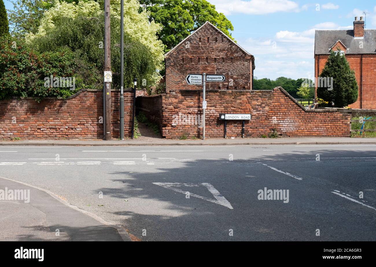 Village scene in Shardlow, Derbyshire, UK Stock Photo - Alamy