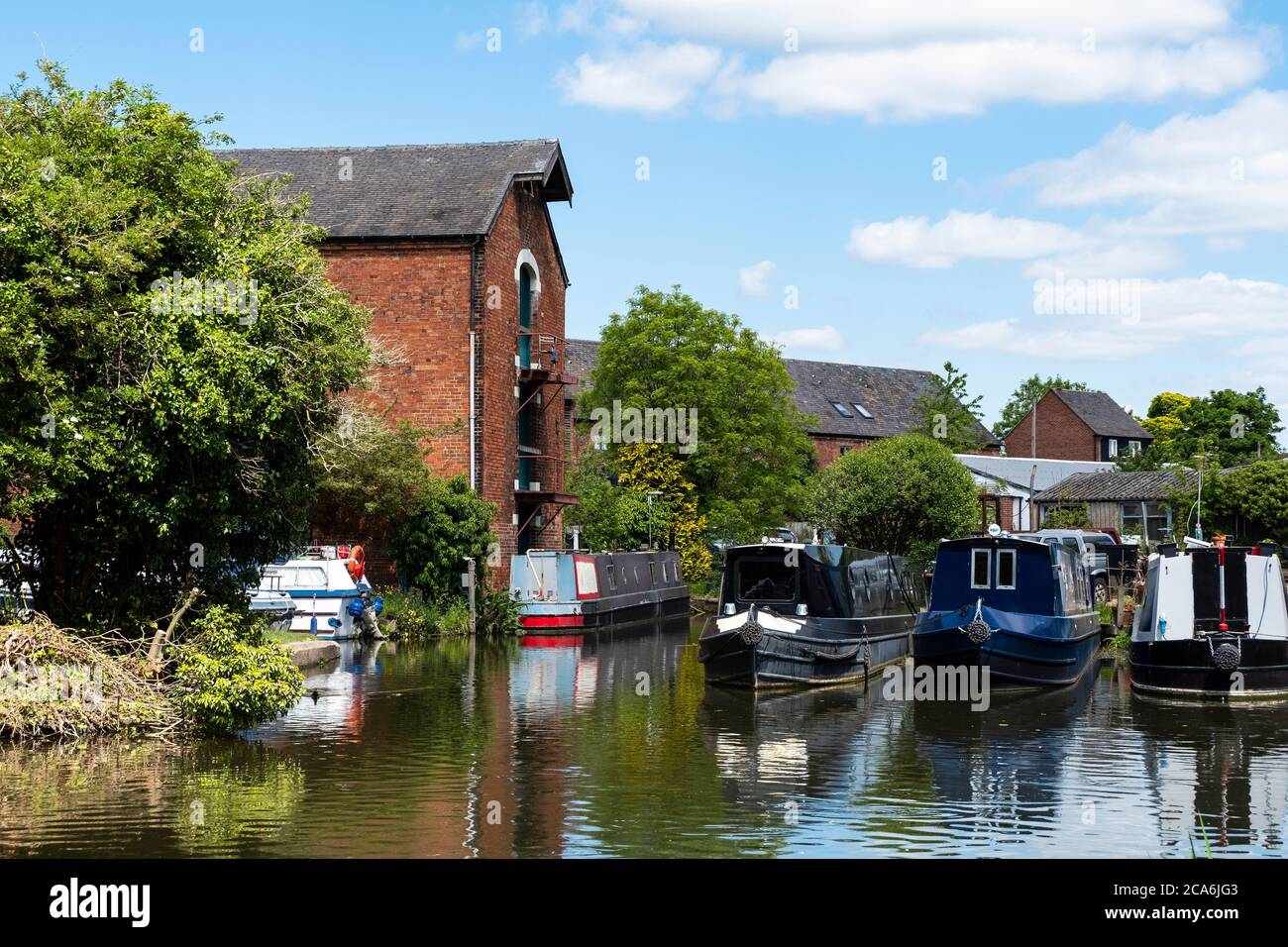 Scenic summer canal scene Stock Photo - Alamy