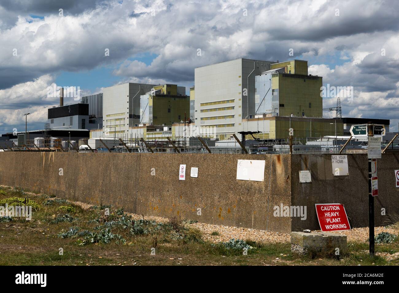 August 3, 2020: Kent, UK. 03 August 2020. The Dungeness B nuclear power ...