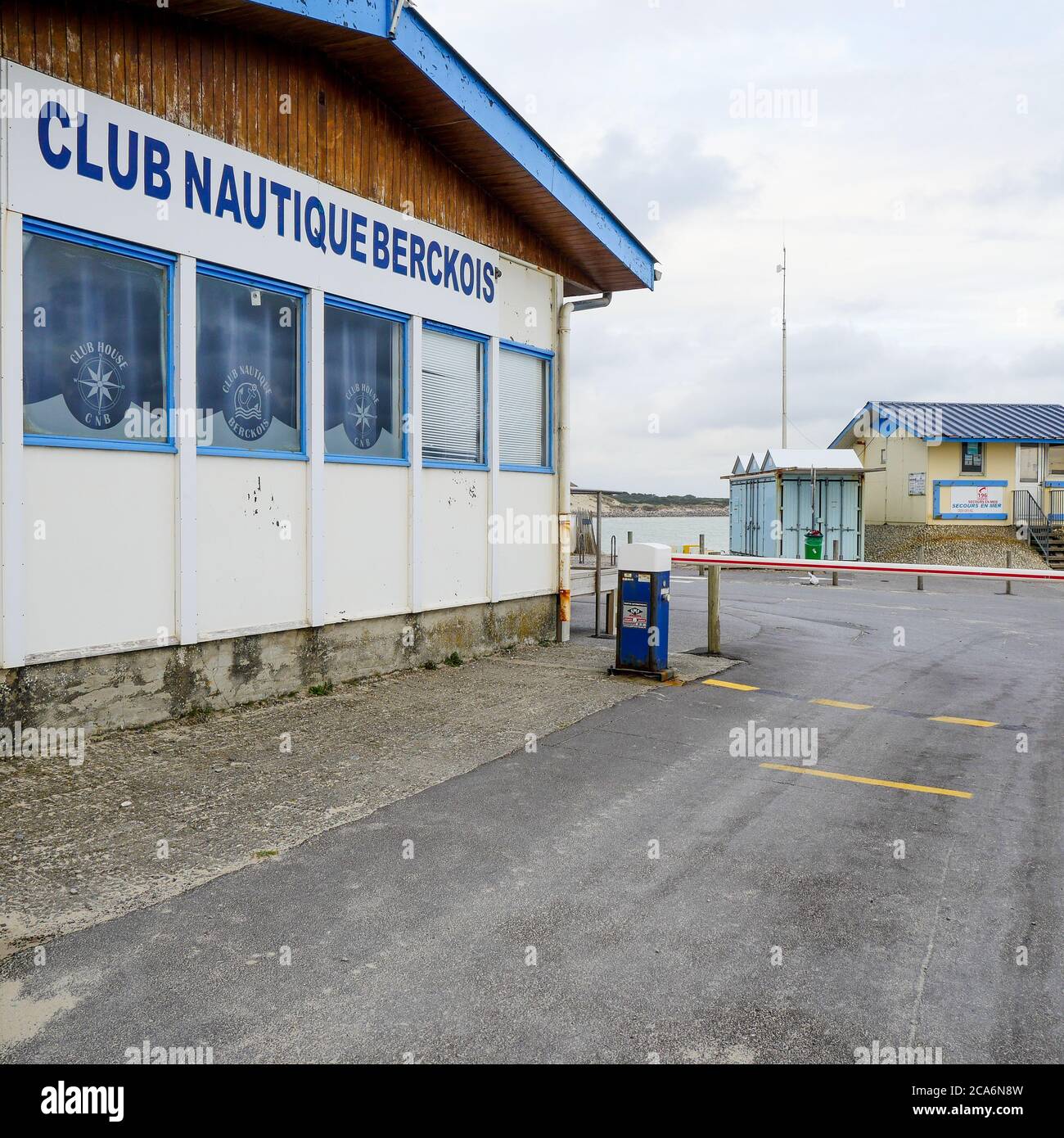 Club nautique hi-res stock photography and images - Alamy
