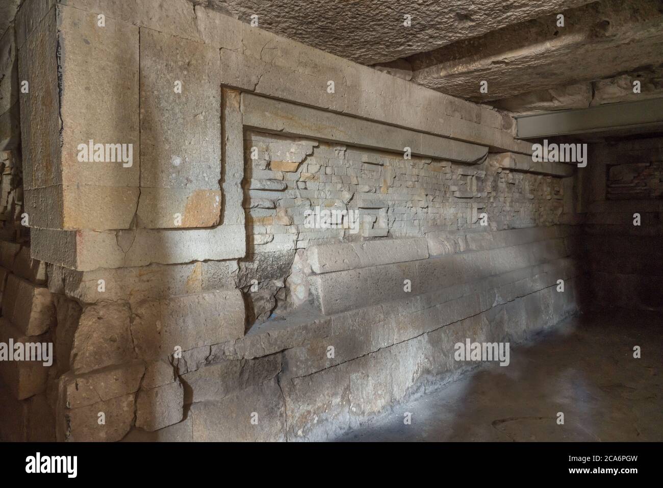 Mitla tomb hi-res stock photography and images - Alamy