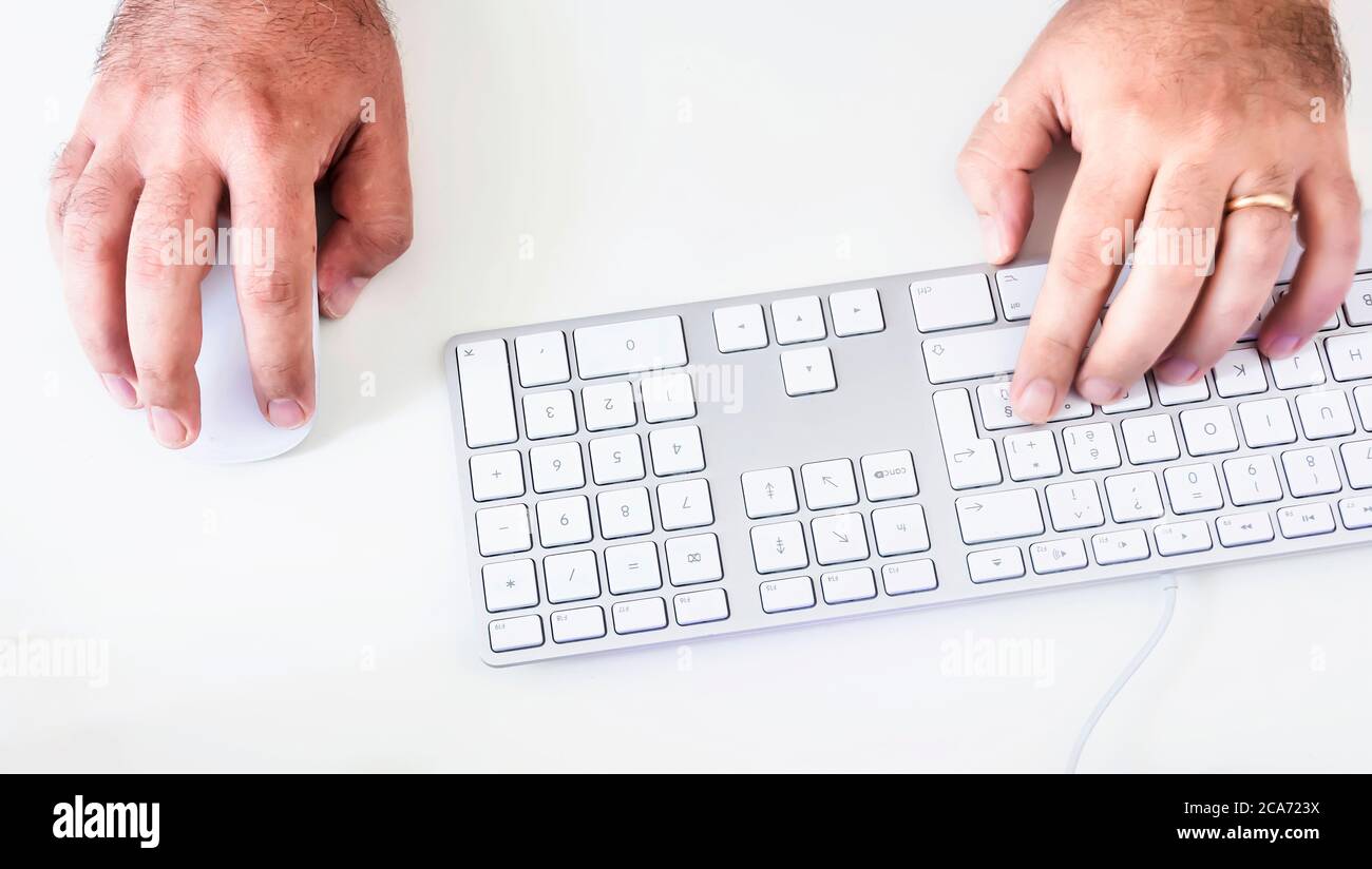 Closeup hand mouse hi-res stock photography and images - Alamy