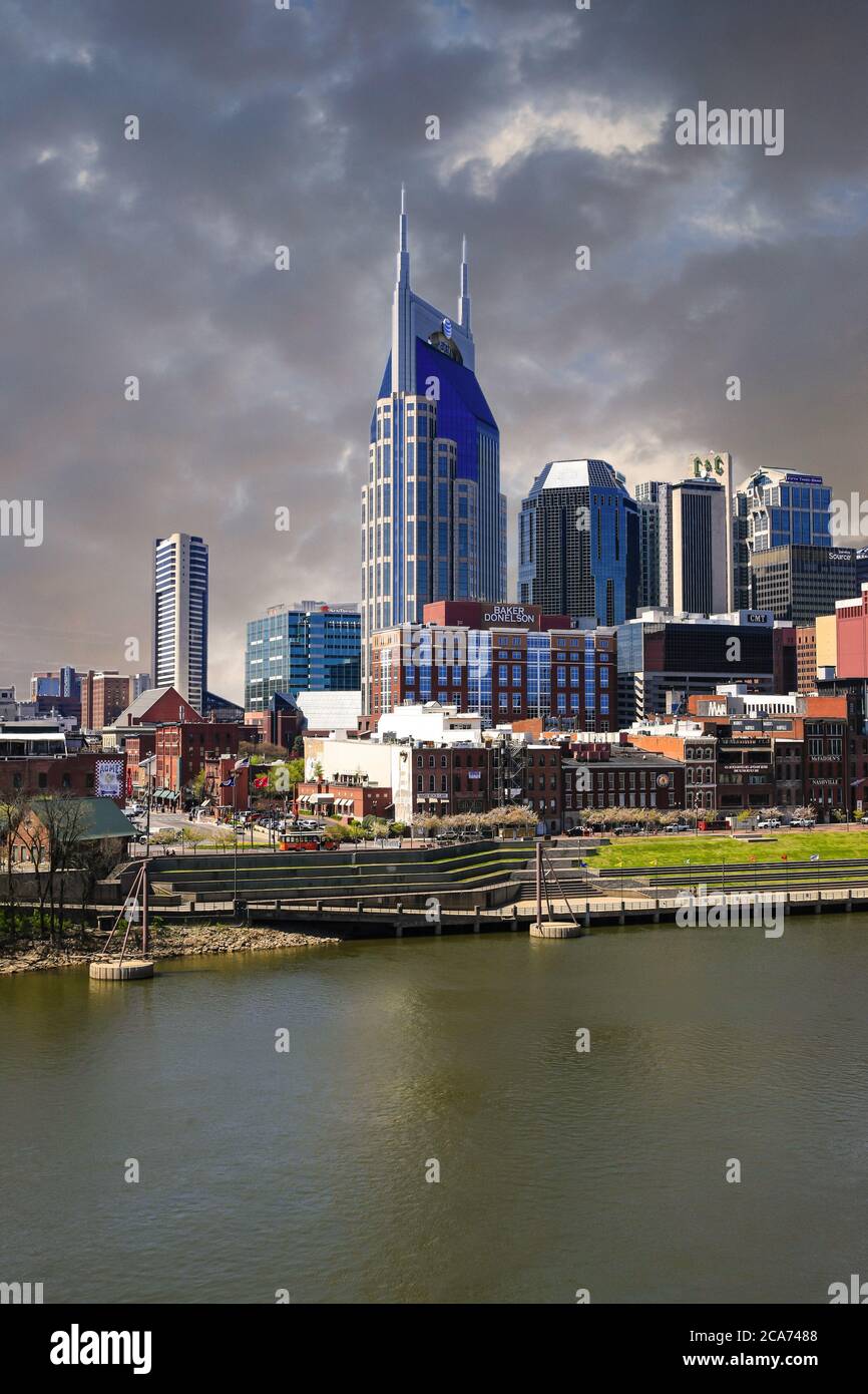 Country music capital of the world hi-res stock photography and images ...