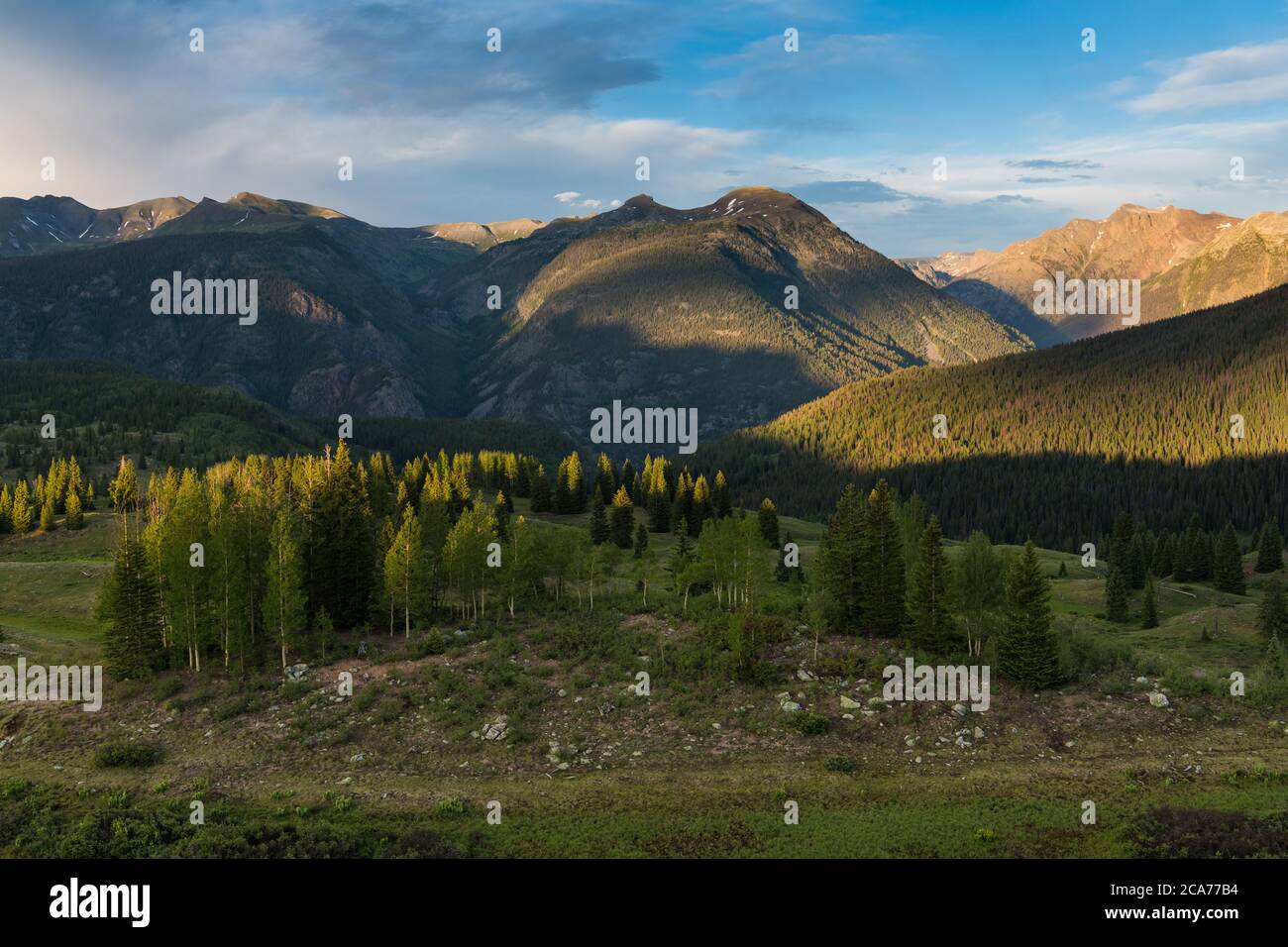 Alpine scene hi-res stock photography and images - Alamy