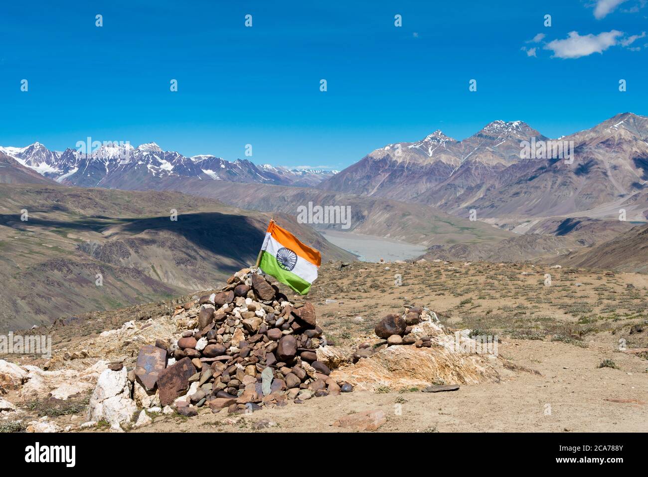 Himachal pradesh flag hi-res stock photography and images - Alamy