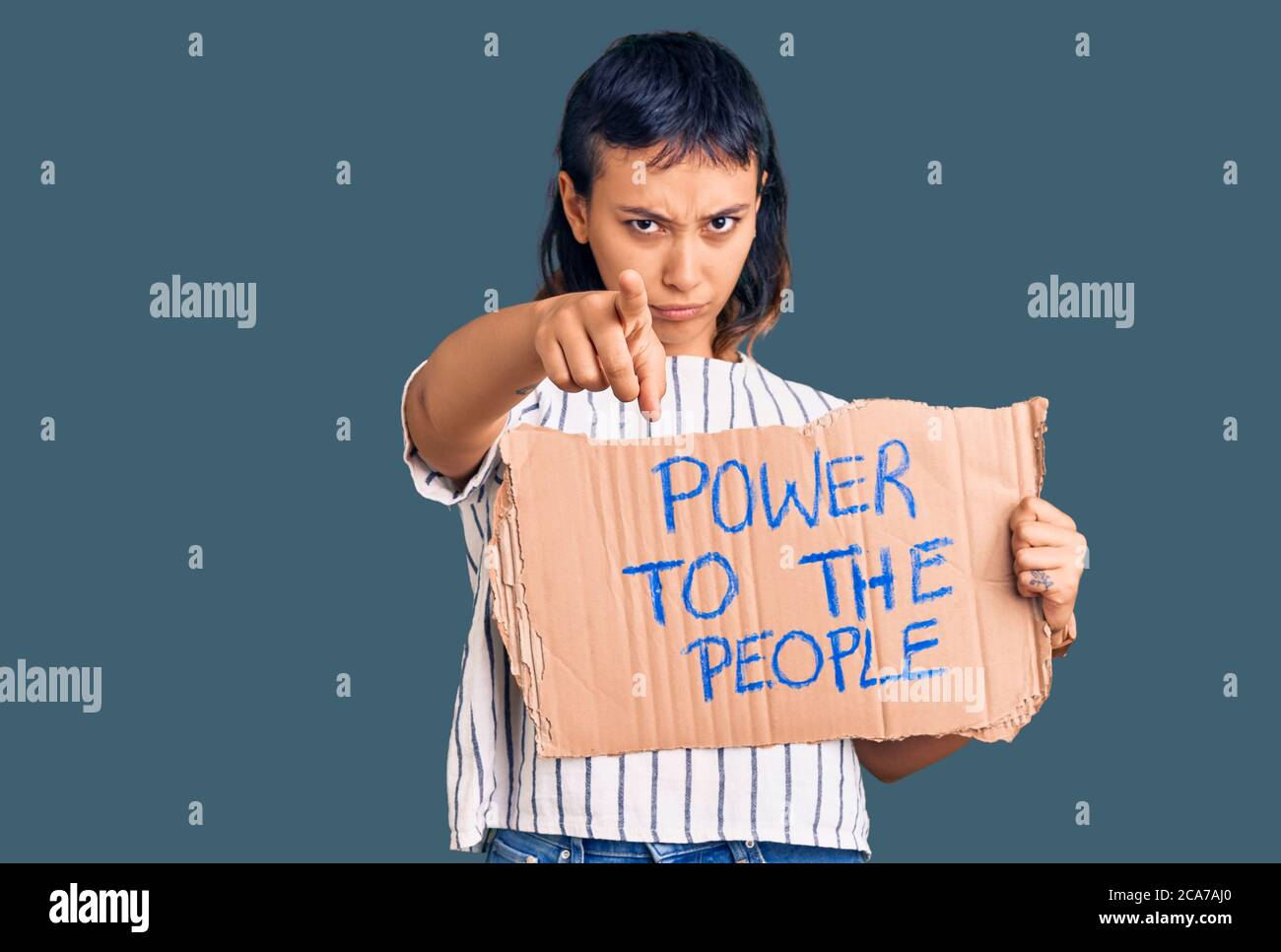 Freedom guiding the people hi-res stock photography and images - Alamy