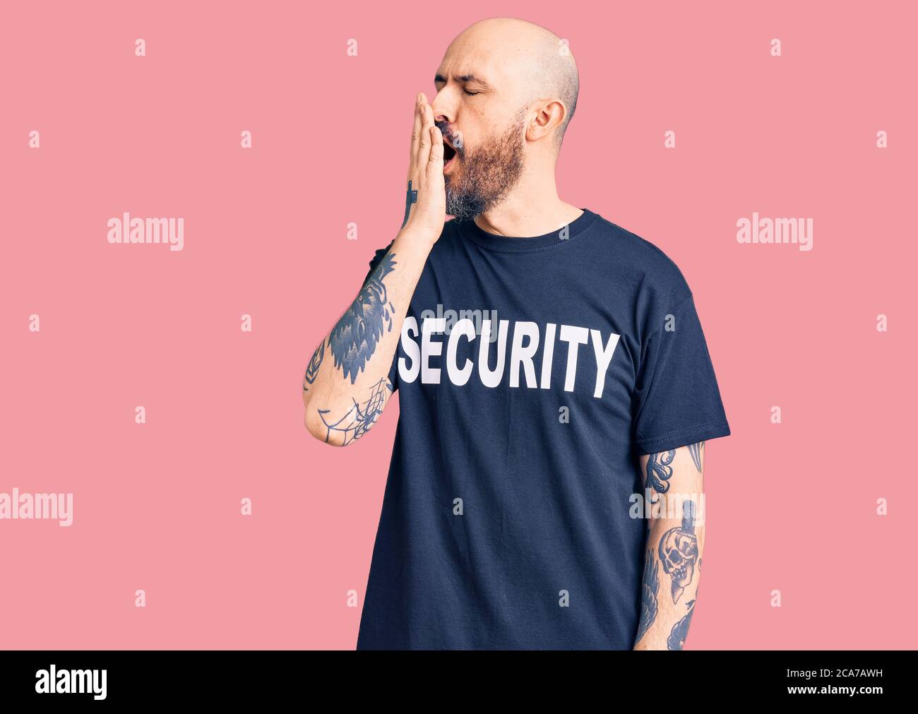 Bored security guard hi-res stock photography and images - Alamy