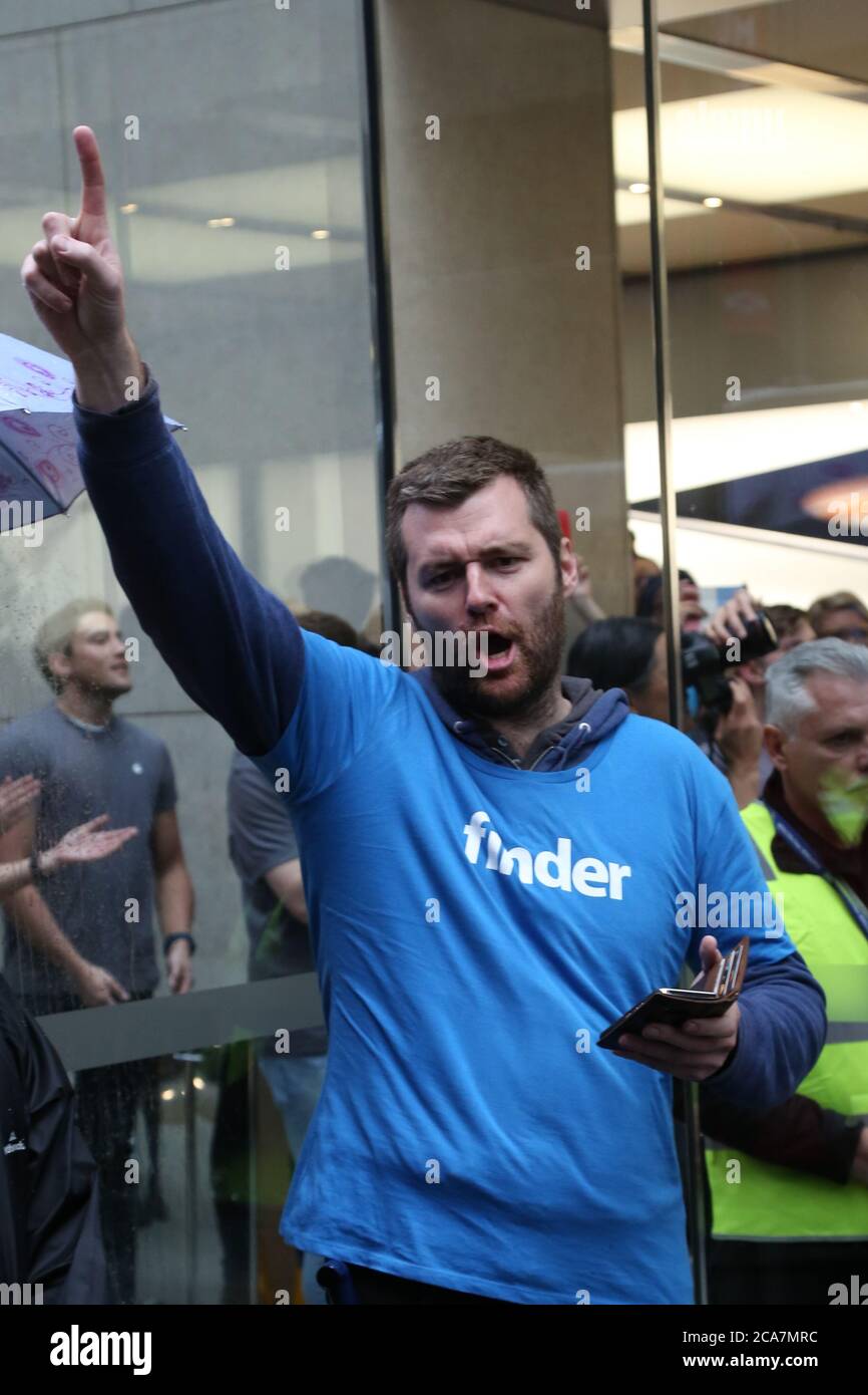 Sydney, Australia. 25 September 2015. Pictured: Lindsay Handmer just ...