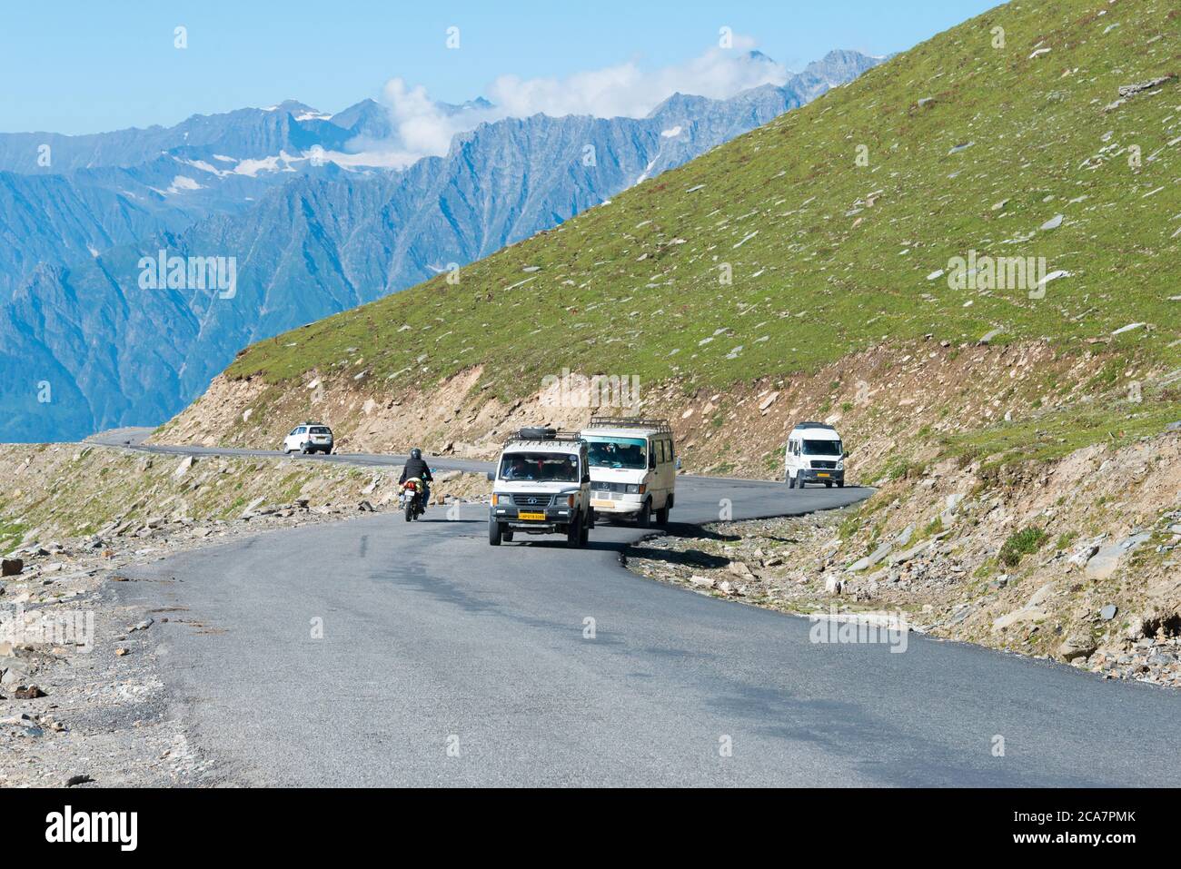 Rohtang La (Rohtang Pass) in Manali, Himachal Pradesh, India. Rohtang ...