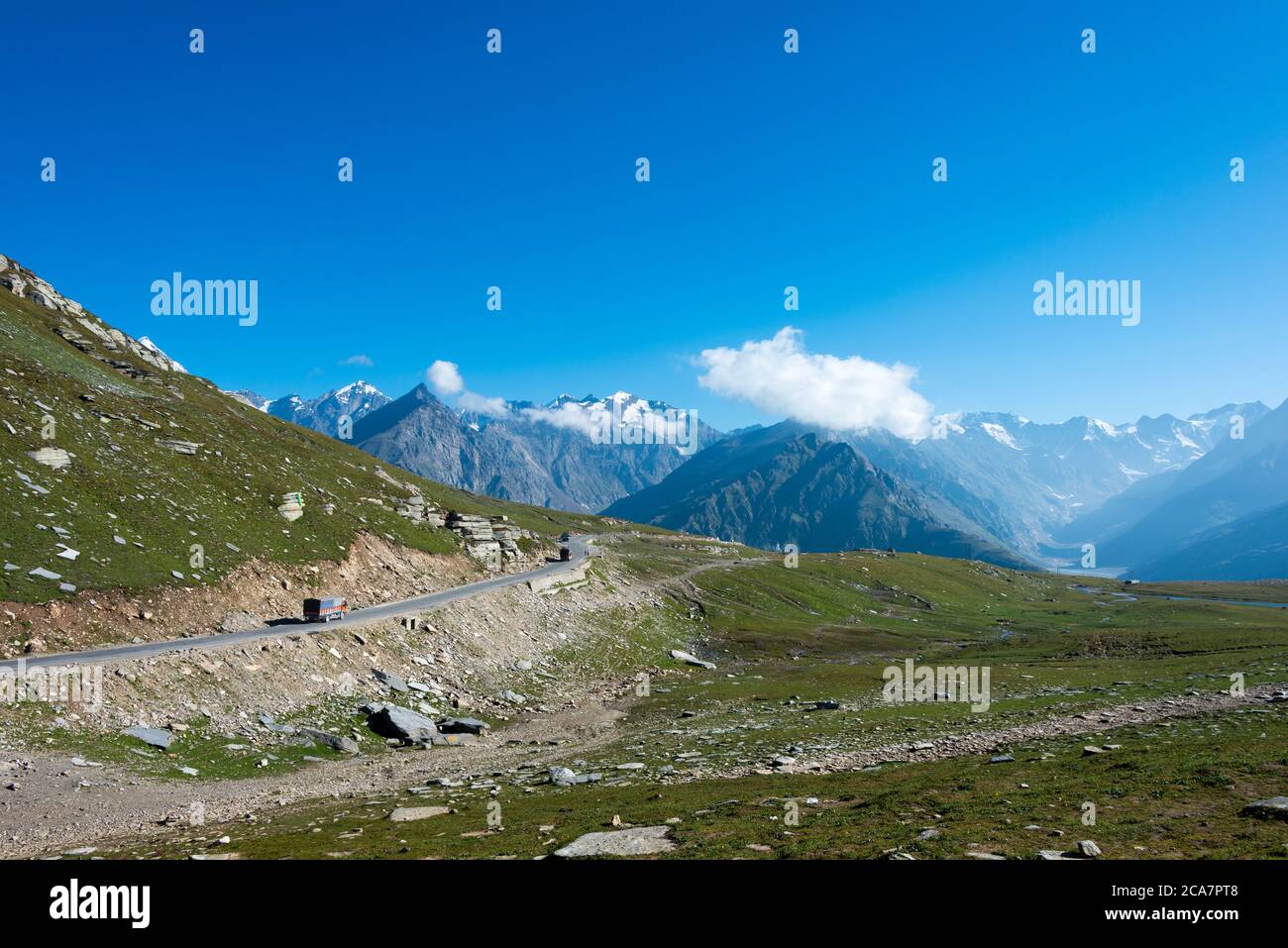 Rohtang La (Rohtang Pass) in Manali, Himachal Pradesh, India. Rohtang ...