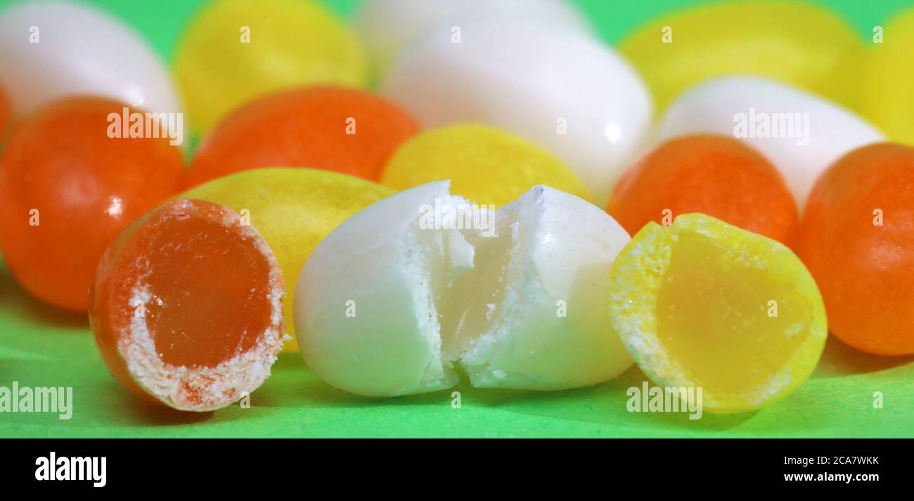 Pink lollies hi-res stock photography and images - Alamy