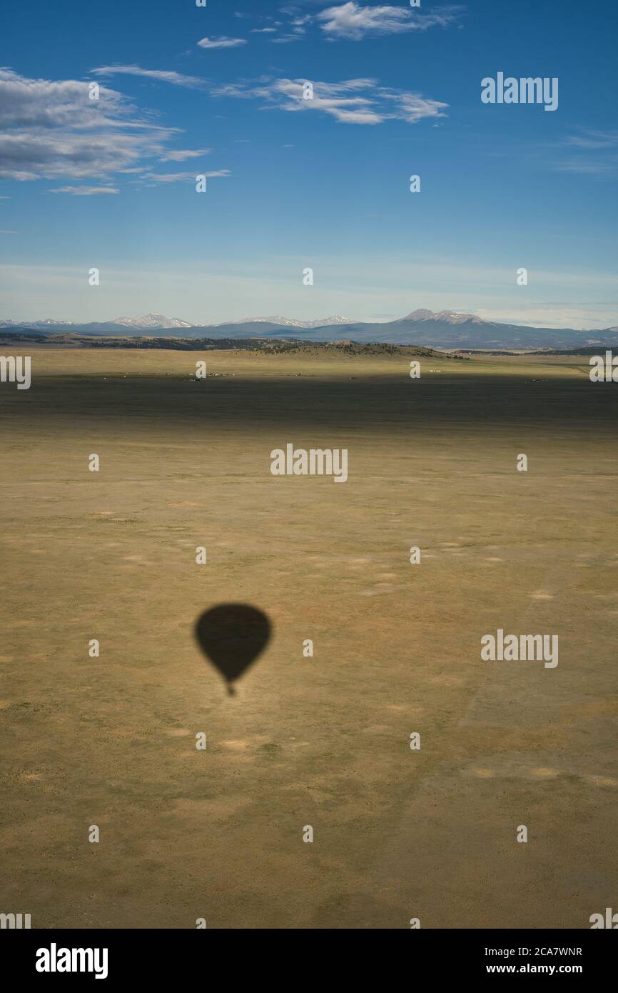 Hot air balloon shadow from the sky hi-res stock photography and images ...