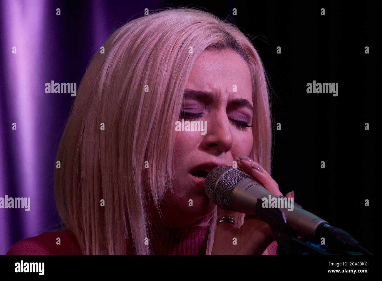 Ava max performs hi-res stock photography and images - Alamy