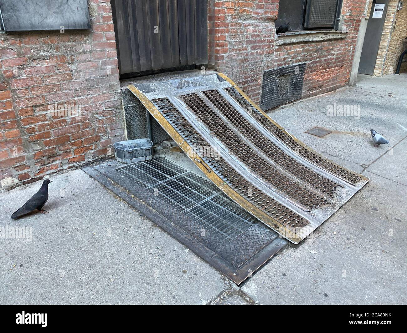Building product shipping and moving ramp Stock Photo - Alamy