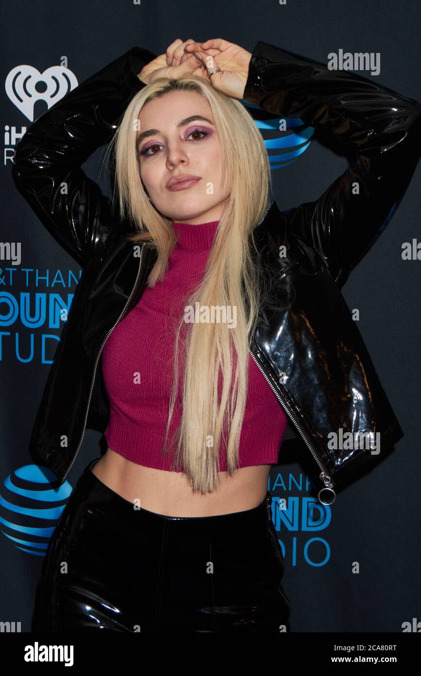 Ava max q102 hi-res stock photography and images - Alamy