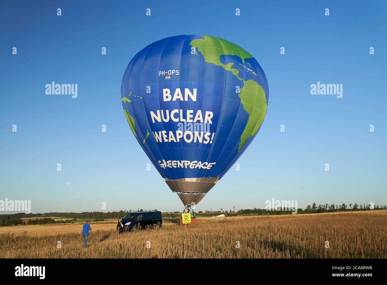 Buchel, Germany. 05th Aug, 2020. Greenpeace activists protest with a ...