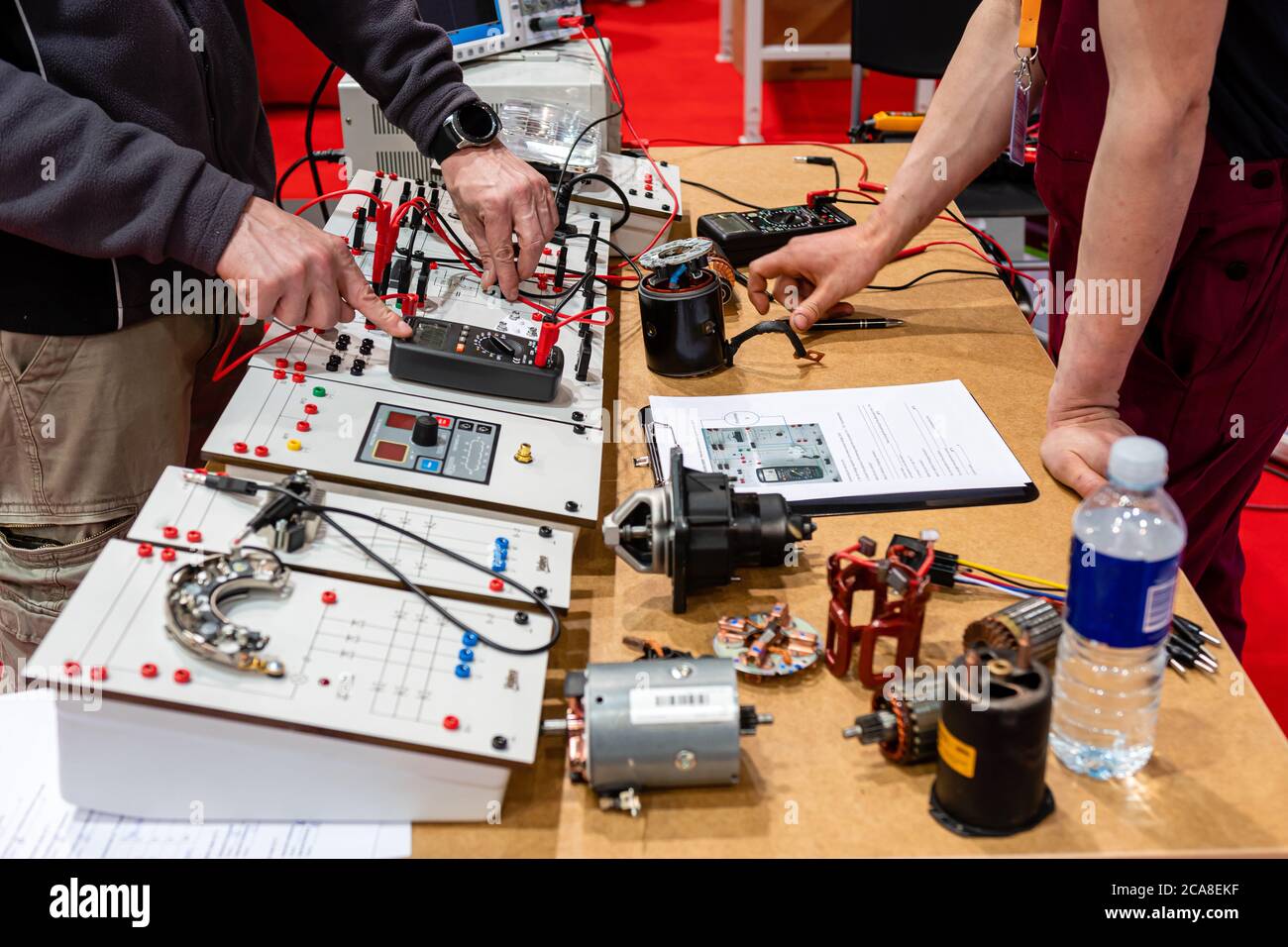 Qualification training of car electricians with electric circuit models ...