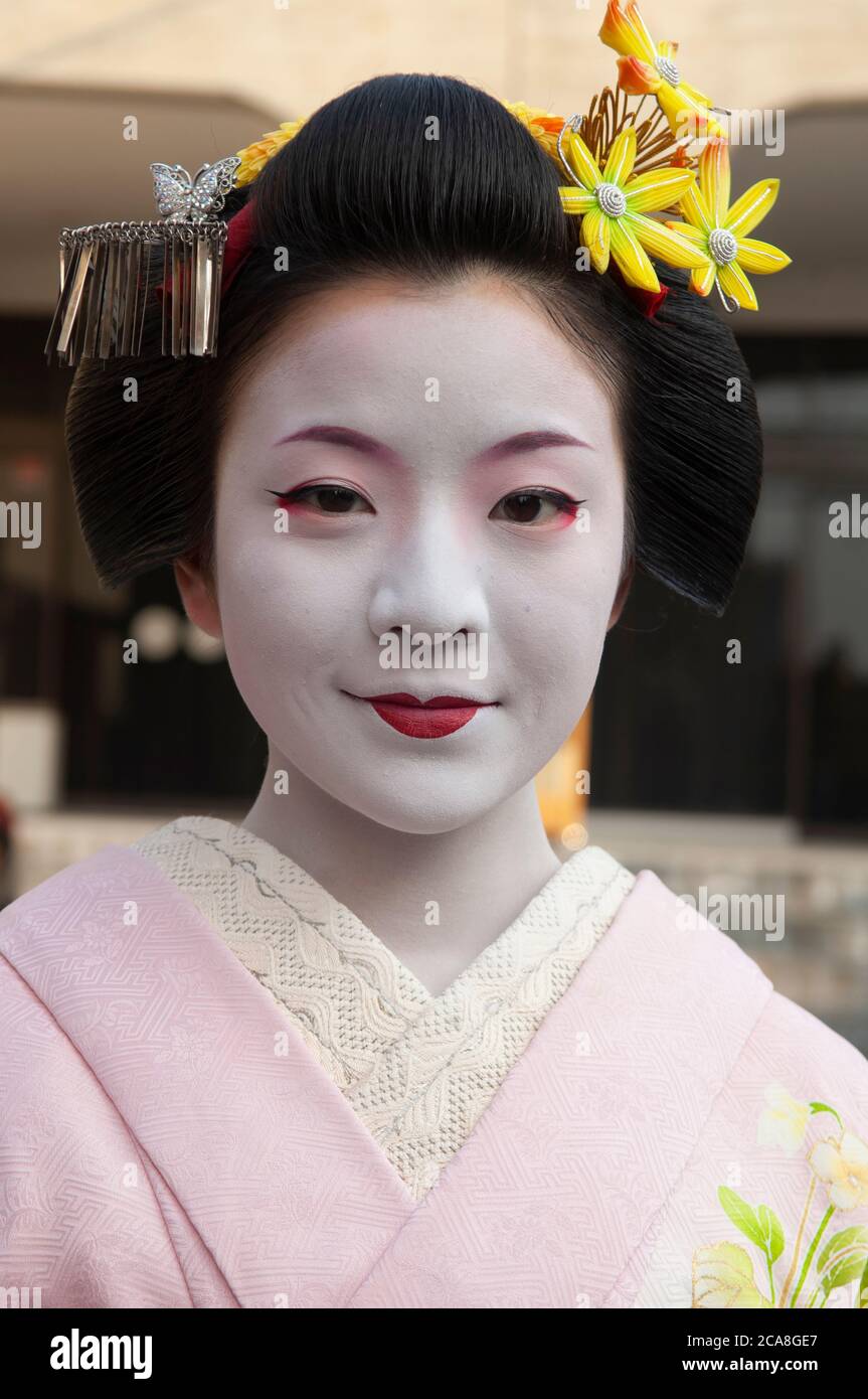 Japan kyoto street life hi-res stock photography and images - Alamy