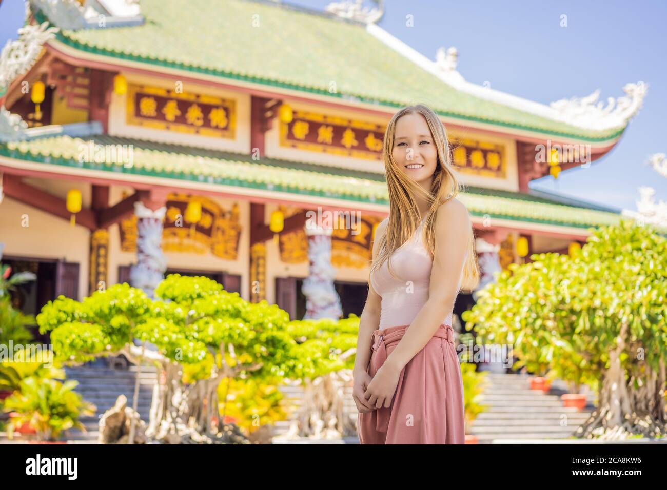 Woman tourist in Chua Linh Ung Bai But Temple, Lady Buddha Temple in Da ...