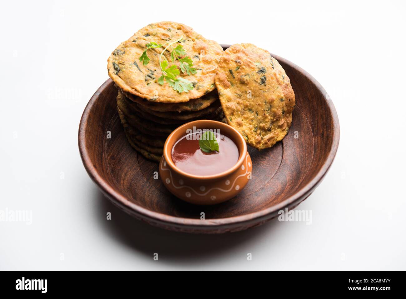 Palak Puri or spinach poori is a healthy and tasty Indian breakfast ...
