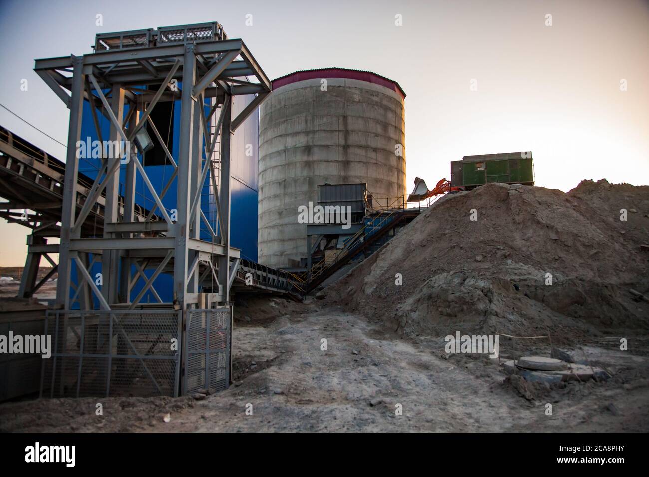 Gold mine process plant hi-res stock photography and images - Alamy