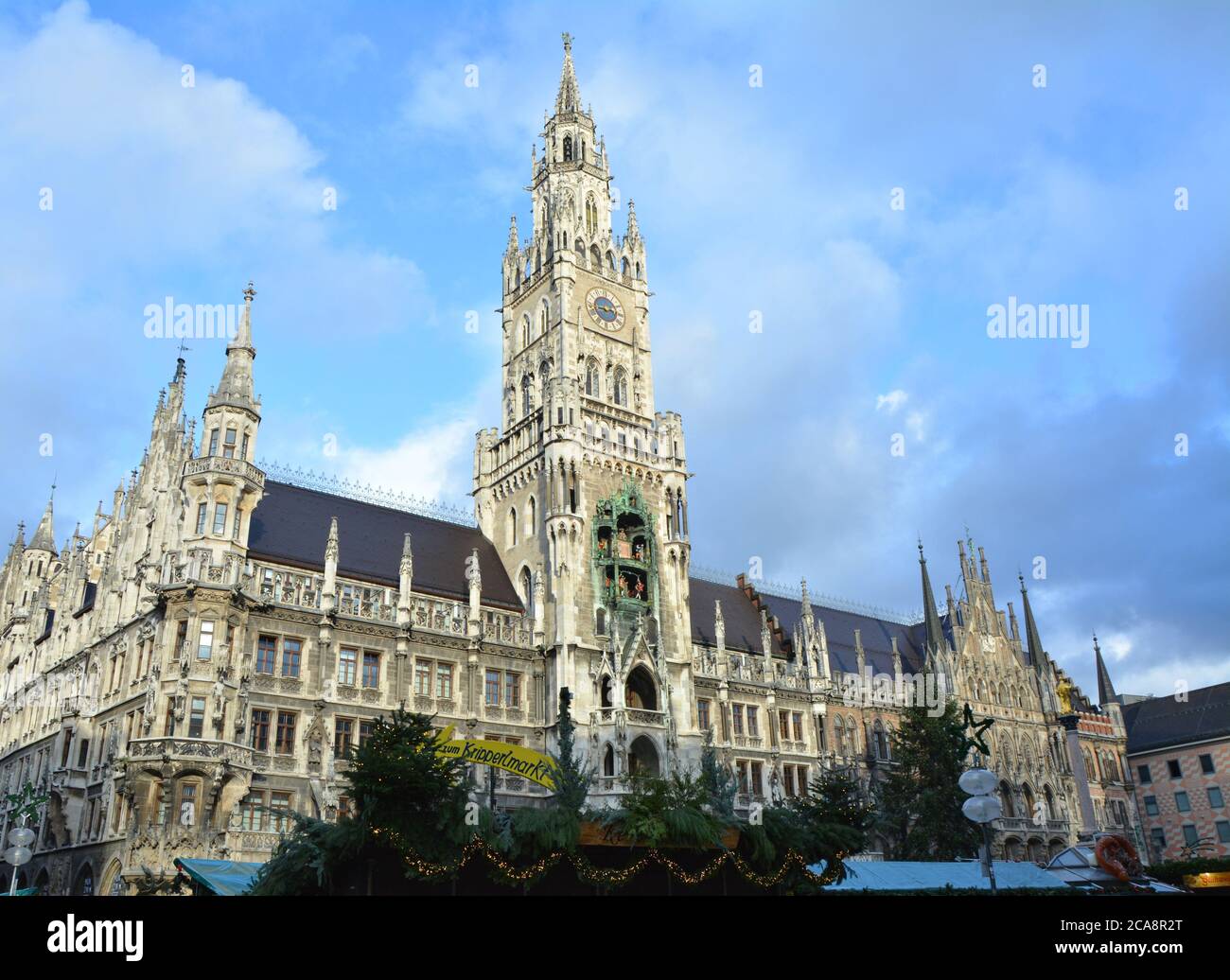 Landmark of Marienplatz, new town hall in old town Munich, Germany ...
