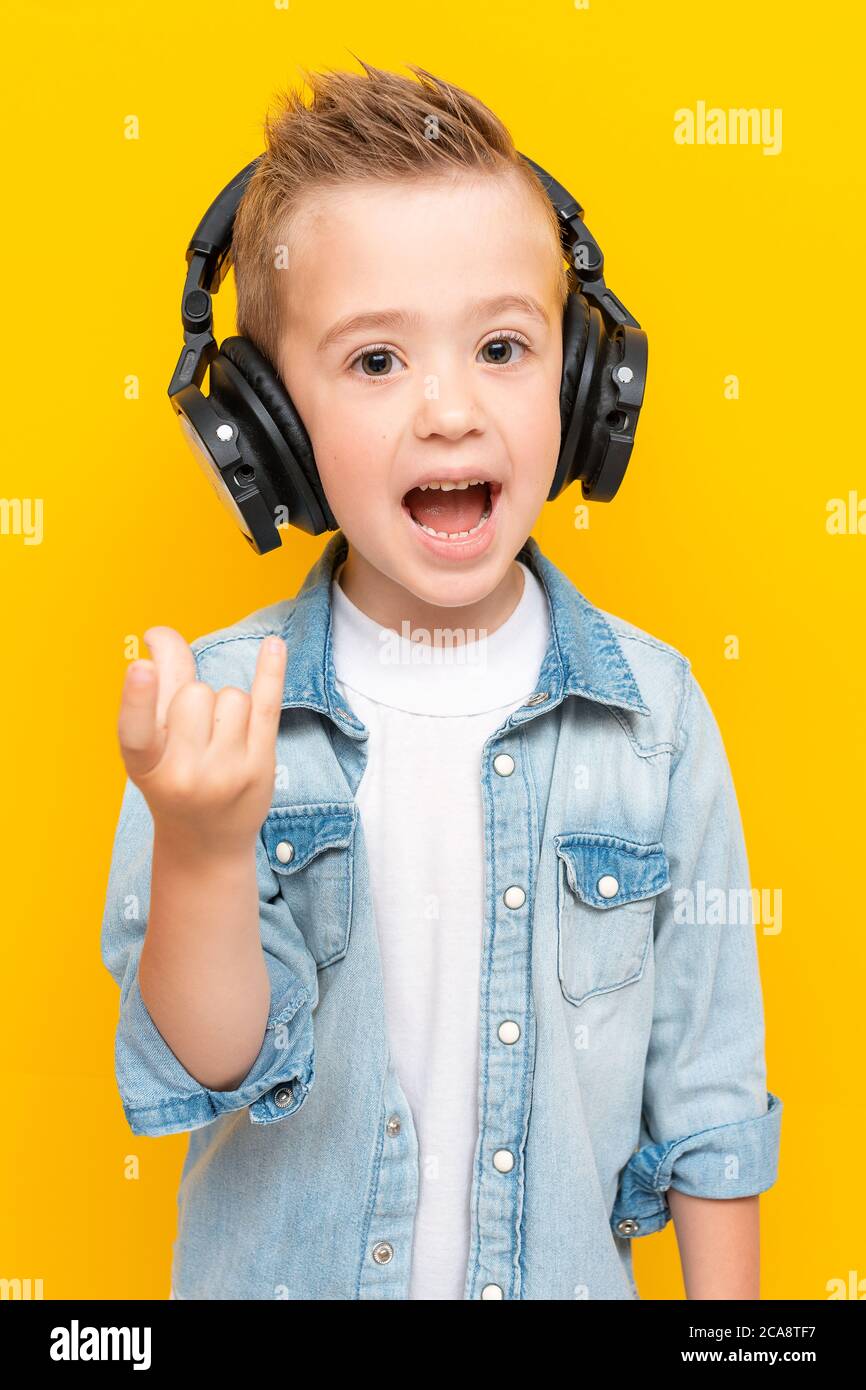 Portrait satisfied child kid hi-res stock photography and images - Alamy