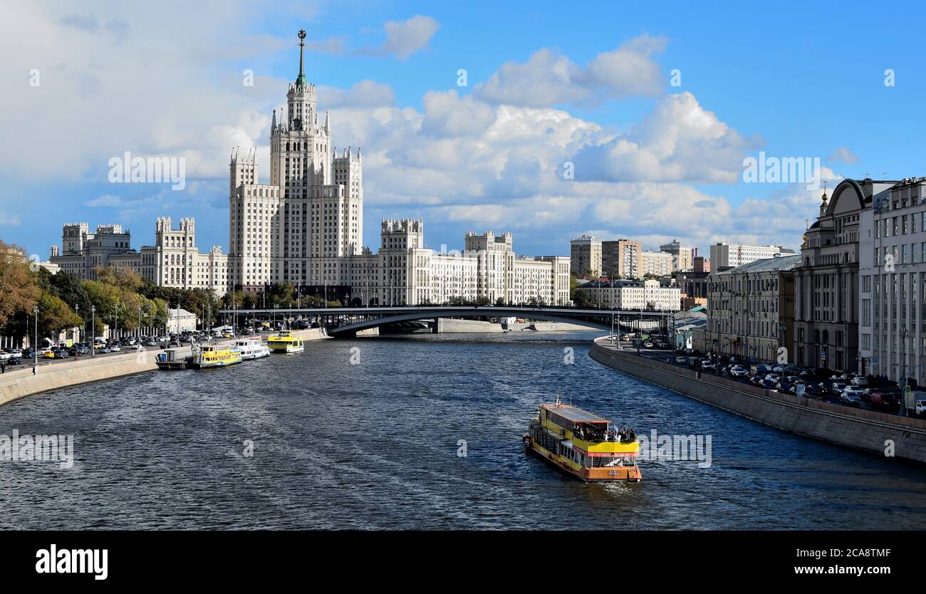 Moscow view from boat in hi-res stock photography and images - Alamy