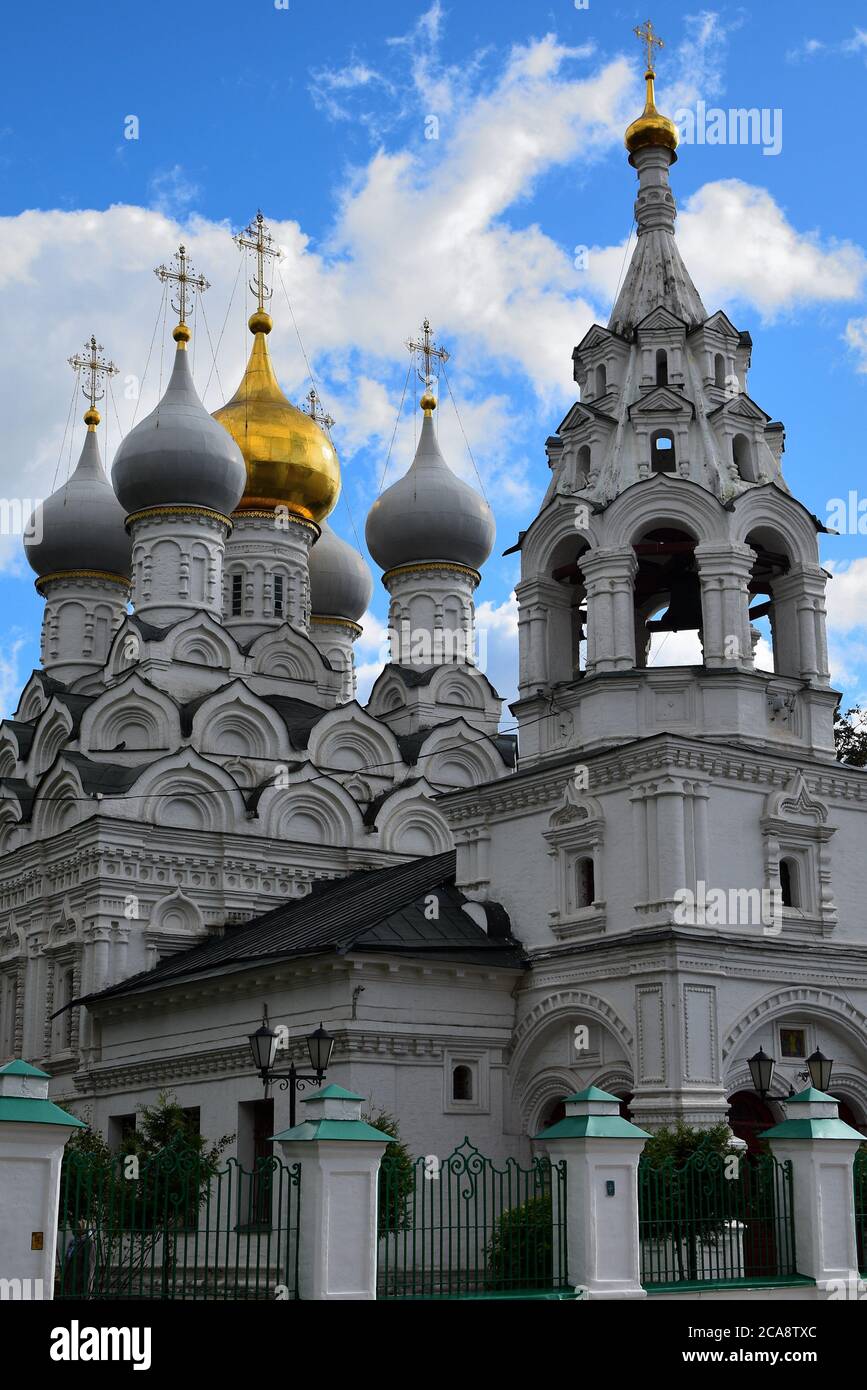 Medieval orthodox churches in russia hi-res stock photography and ...