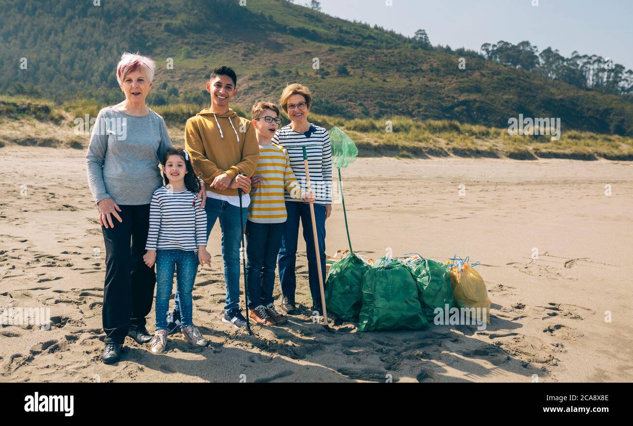 Child looking after environment hi-res stock photography and images - Alamy