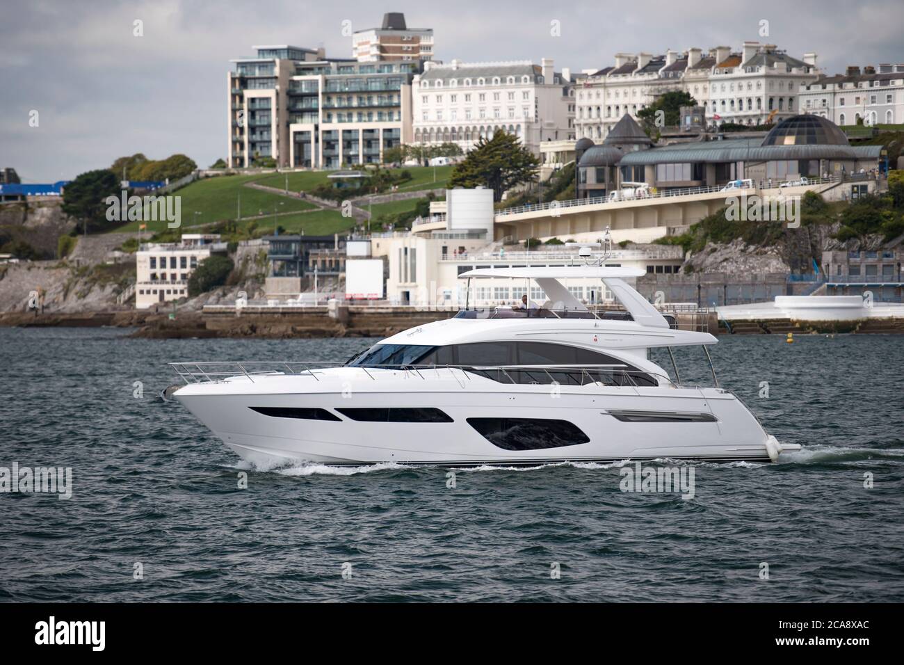 Luxury motor yacht design hi-res stock photography and images - Alamy