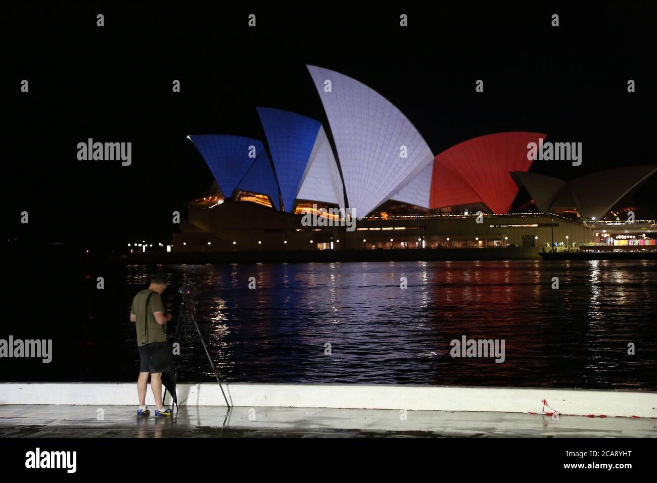 Sydney, Australia. 15 November 2015. For the second night running the ...