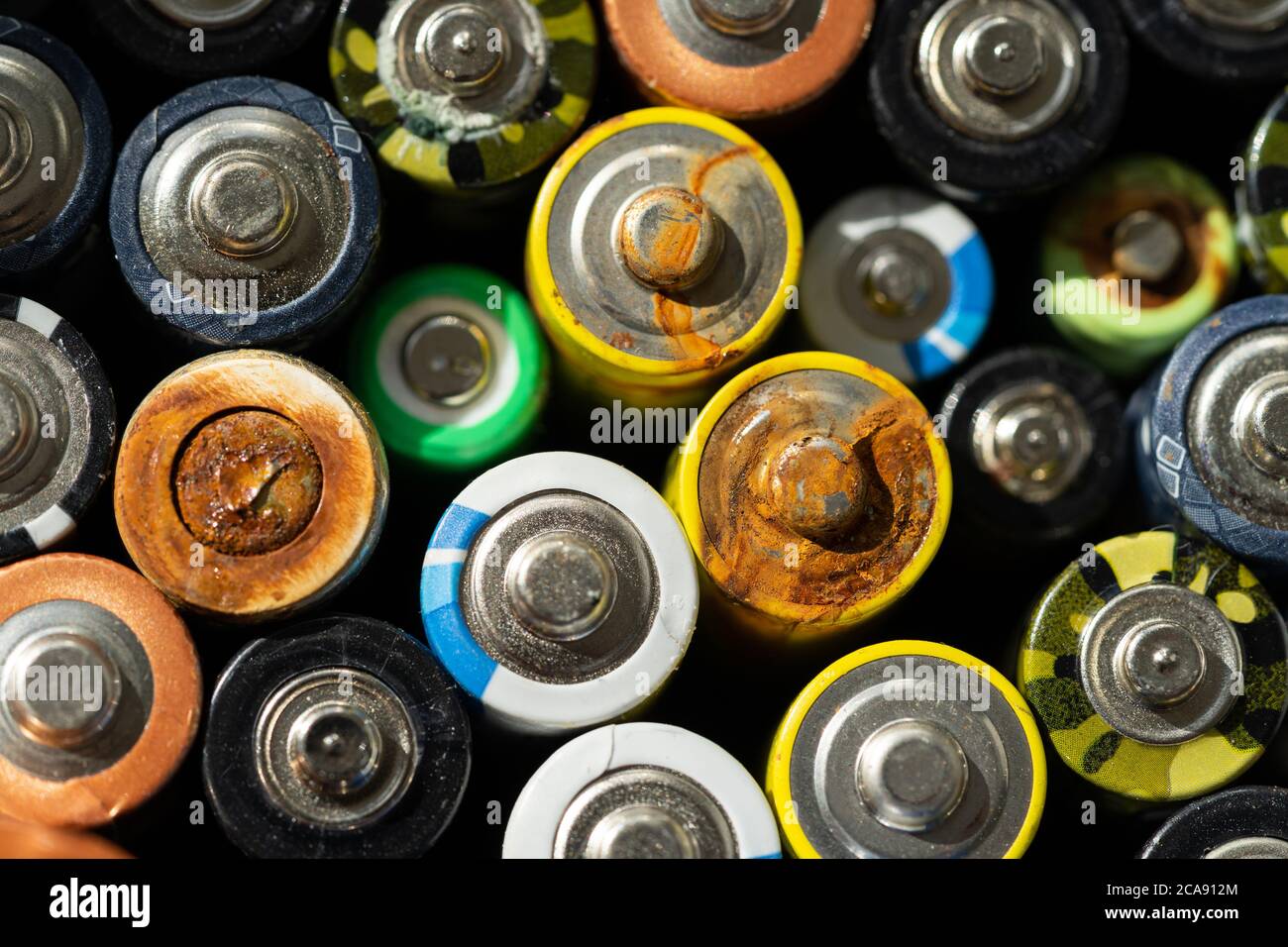Lithium ion battery recycle hi-res stock photography and images - Alamy