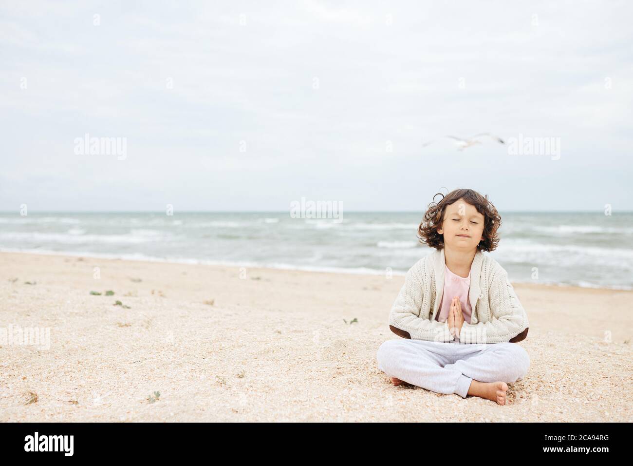 Concentration colors hi-res stock photography and images - Alamy