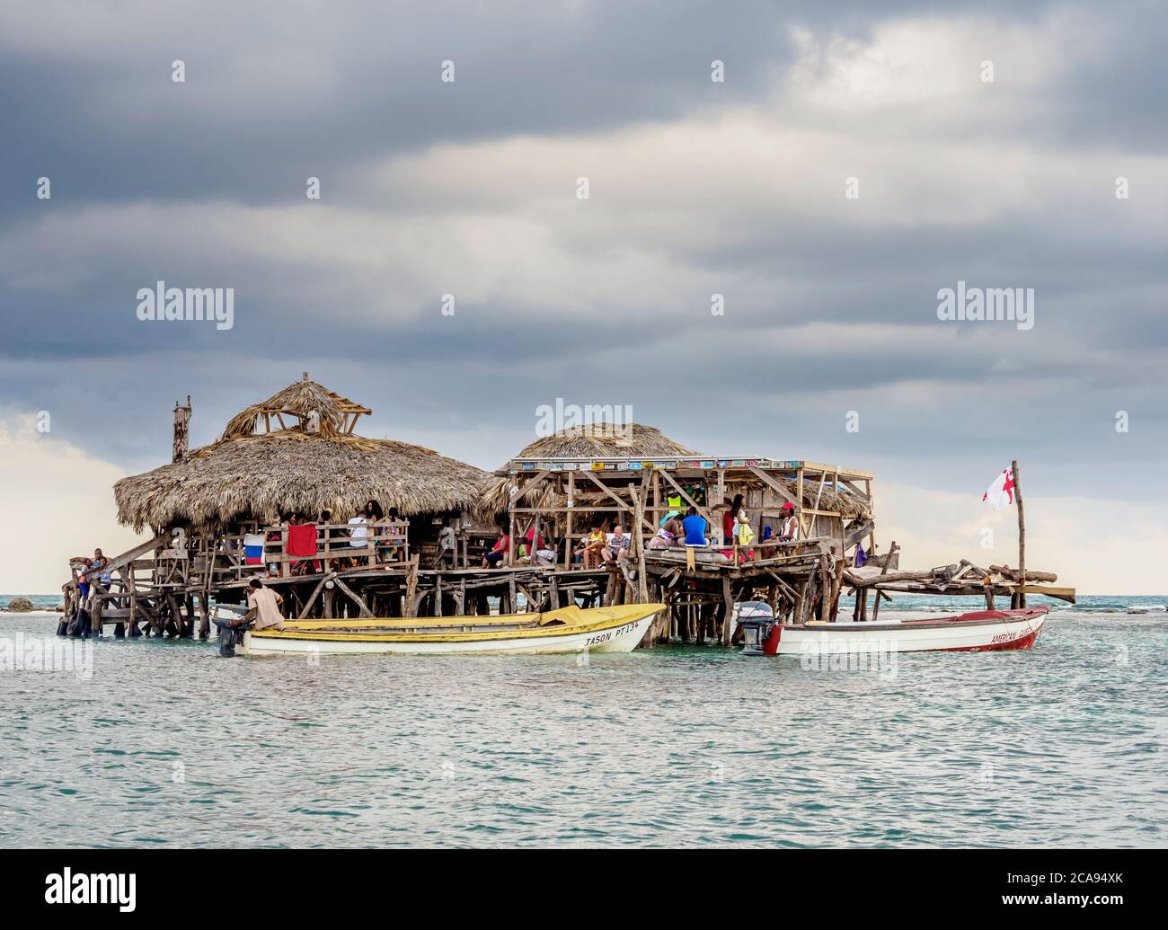 Jamaica beach bar hi-res stock photography and images - Alamy