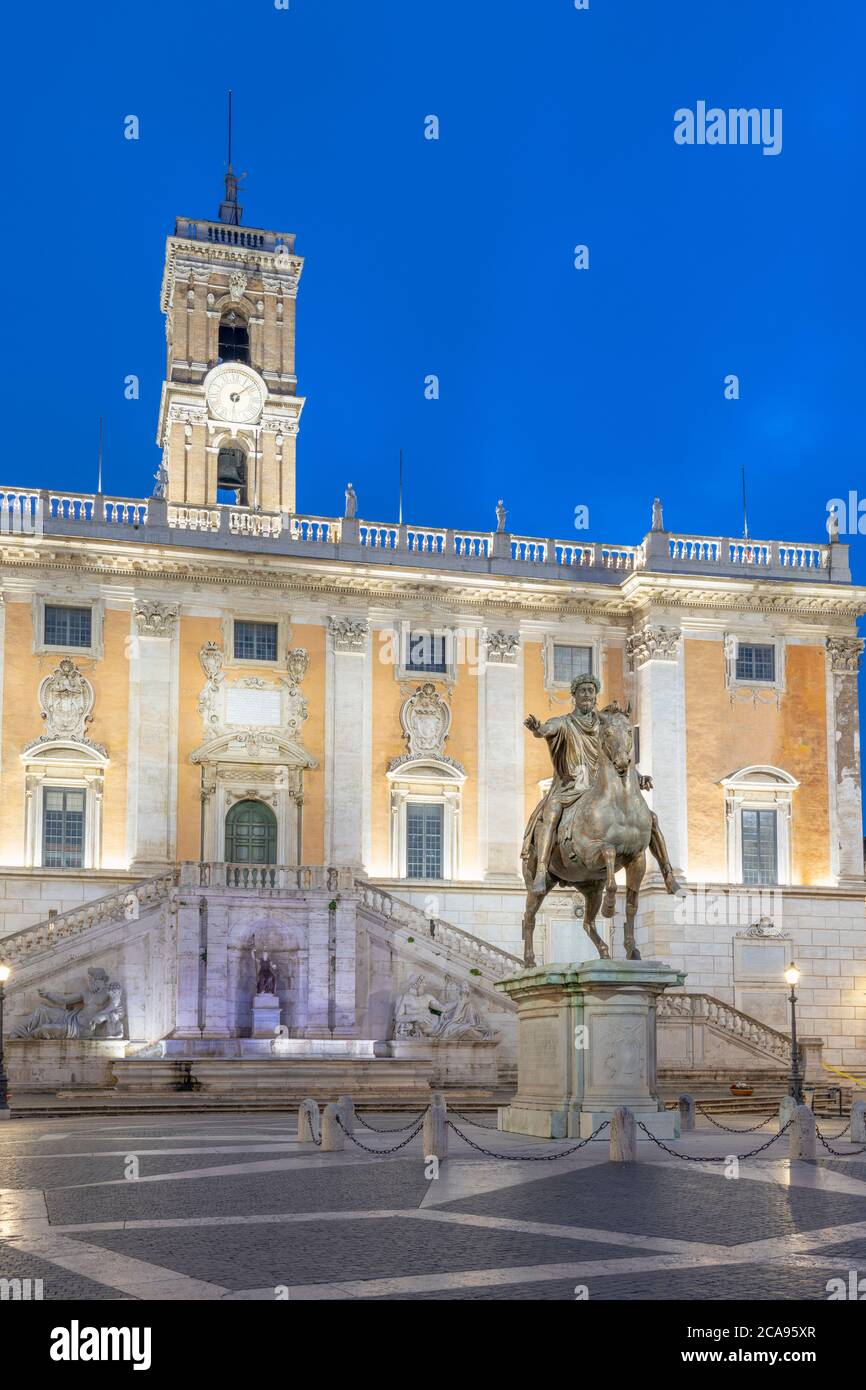 Piazza del Campidoglio, Palazzo Senatorio, Capitoline Hill, Rome, Lazio ...