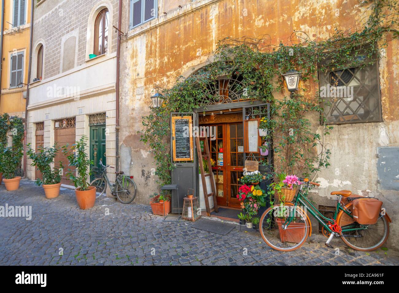 Regola rome hi-res stock photography and images - Alamy
