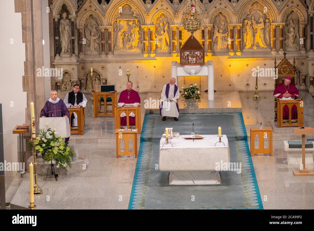 John hume funeral hi-res stock photography and images - Alamy