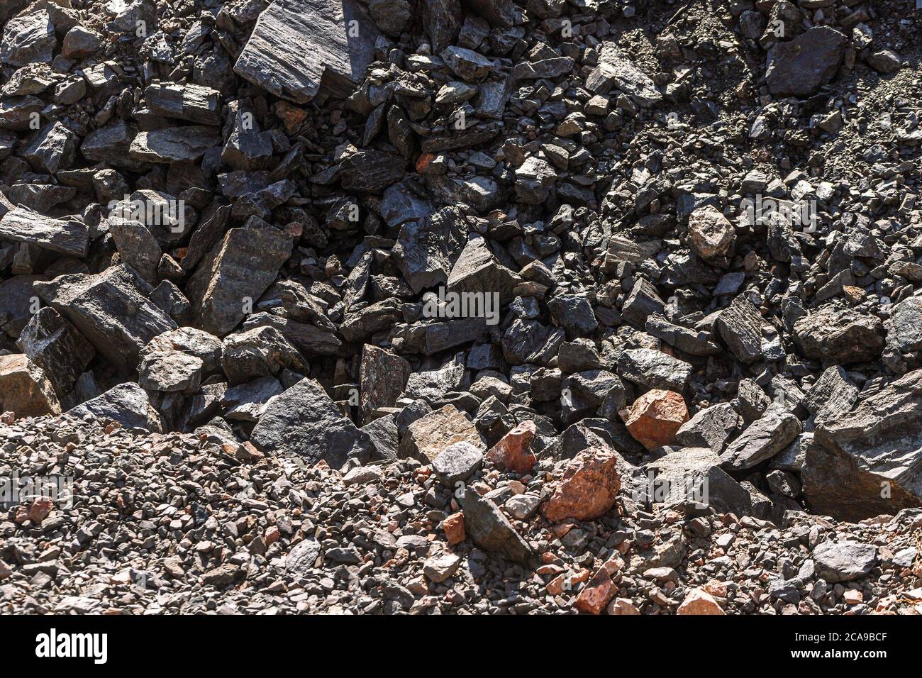 stone pile with ore in a quarry Stock Photo - Alamy