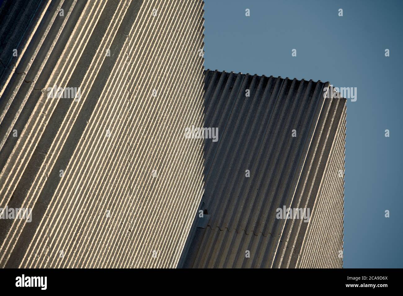 Sampson House in Southwark, London by architect Fitzroy Robinson ...