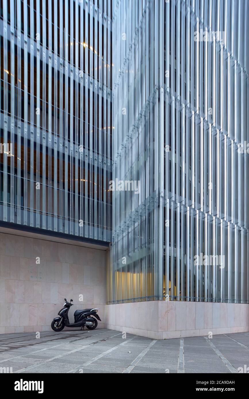 Skidmore owings merrill architects hi-res stock photography and images ...