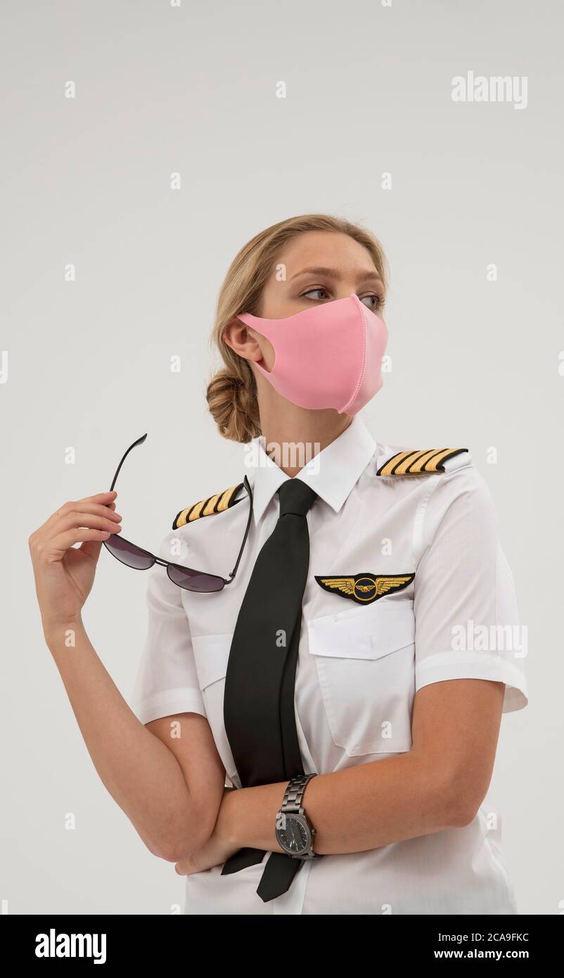 Female pilots hi-res stock photography and images - Alamy