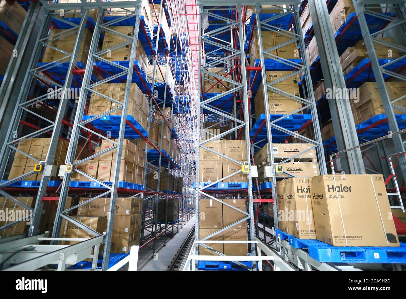 Ai in logistics hi-res stock photography and images - Alamy