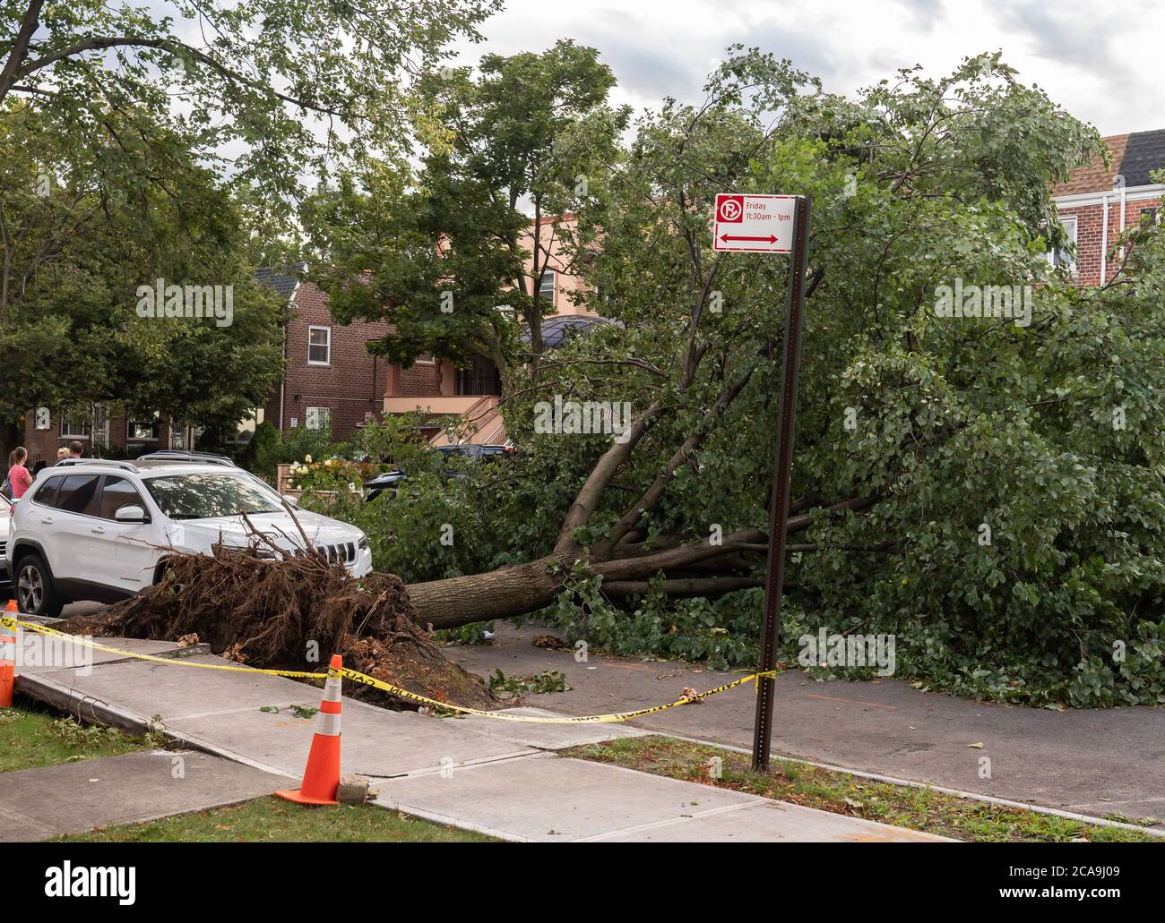 Tornado damage new york hi-res stock photography and images - Alamy