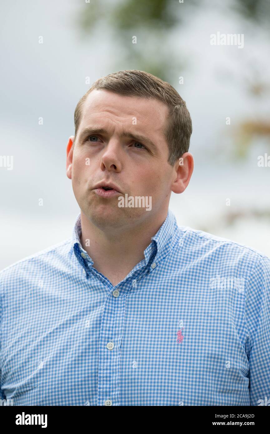 Former conservative party mp hi-res stock photography and images - Alamy