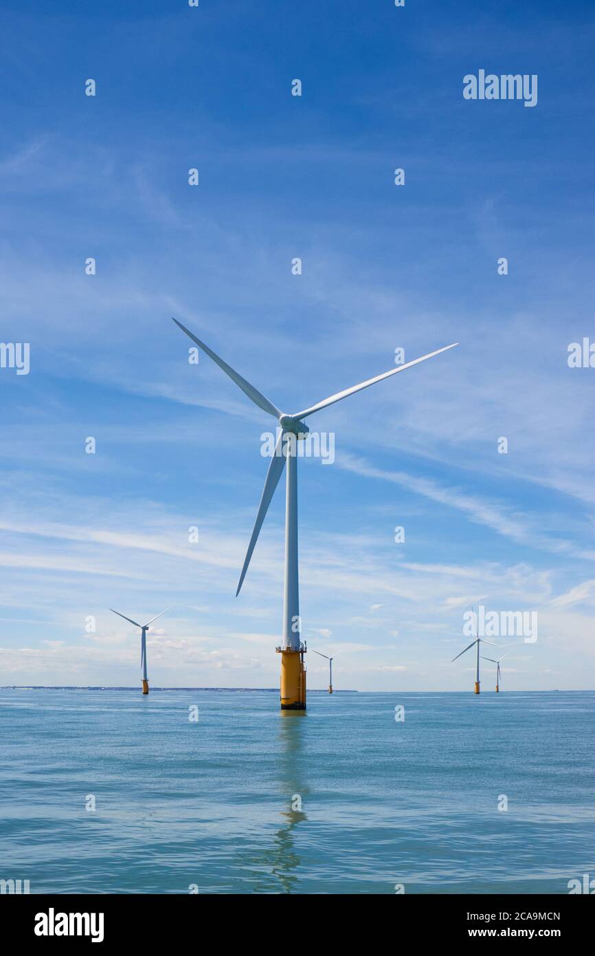 Kent offshore wind farm hi-res stock photography and images - Alamy