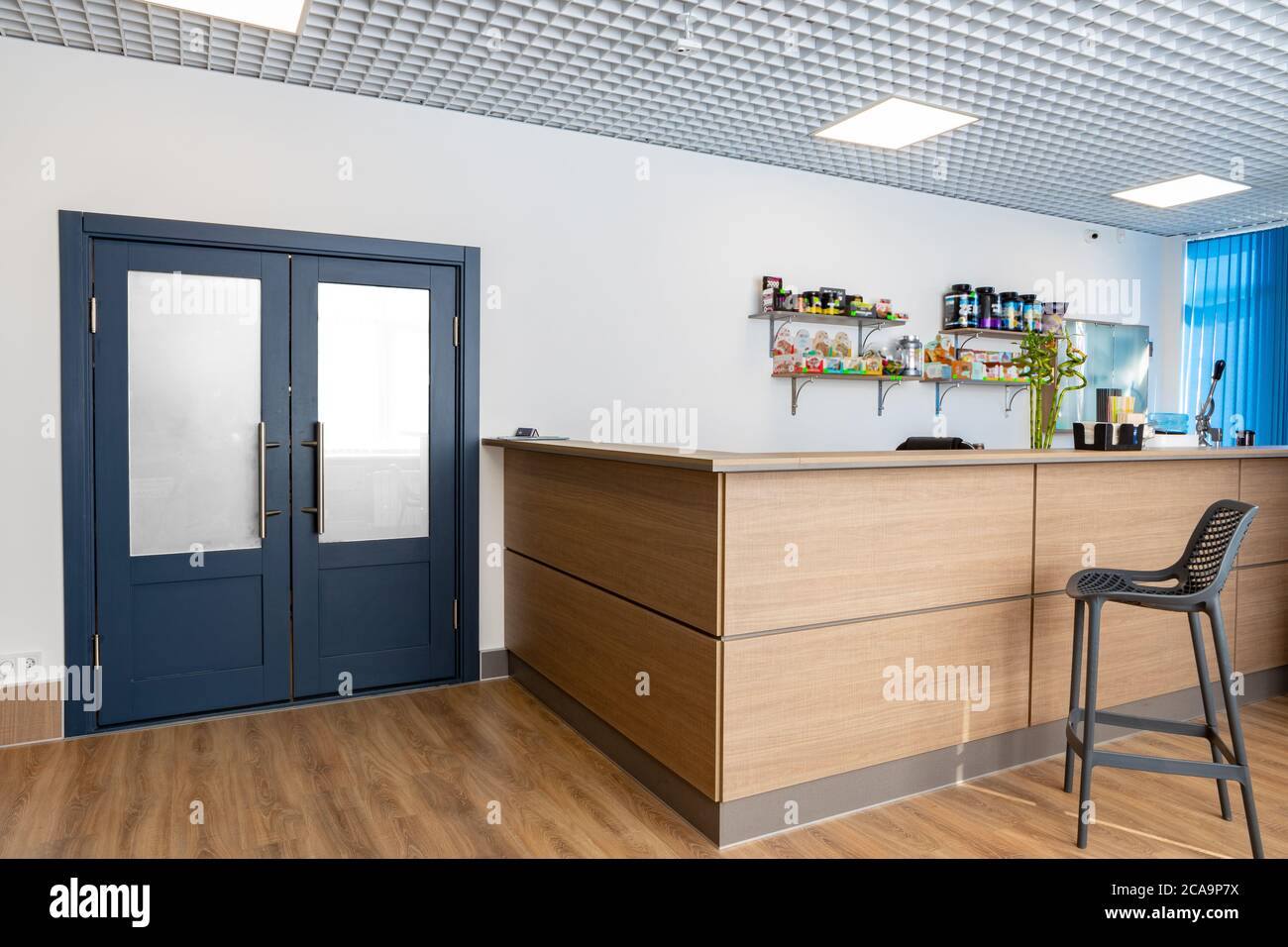 Interior of a bar in a new fitness gym Stock Photo - Alamy
