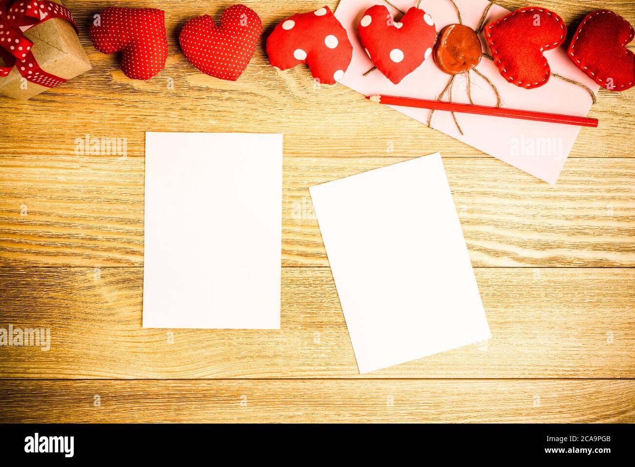 Blank paper for writing message Stock Photo - Alamy