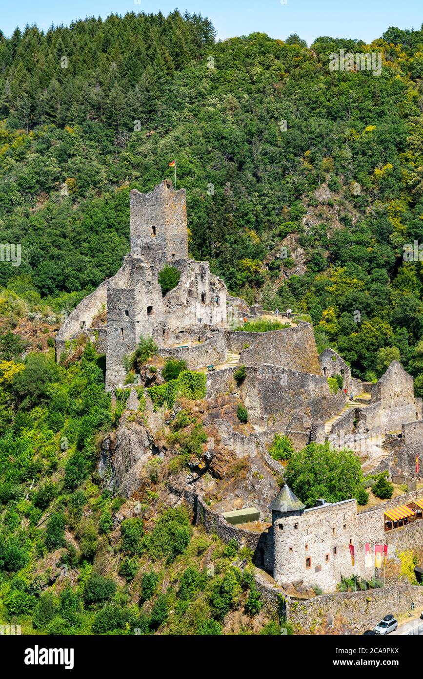 Medieval castles hi-res stock photography and images - Alamy