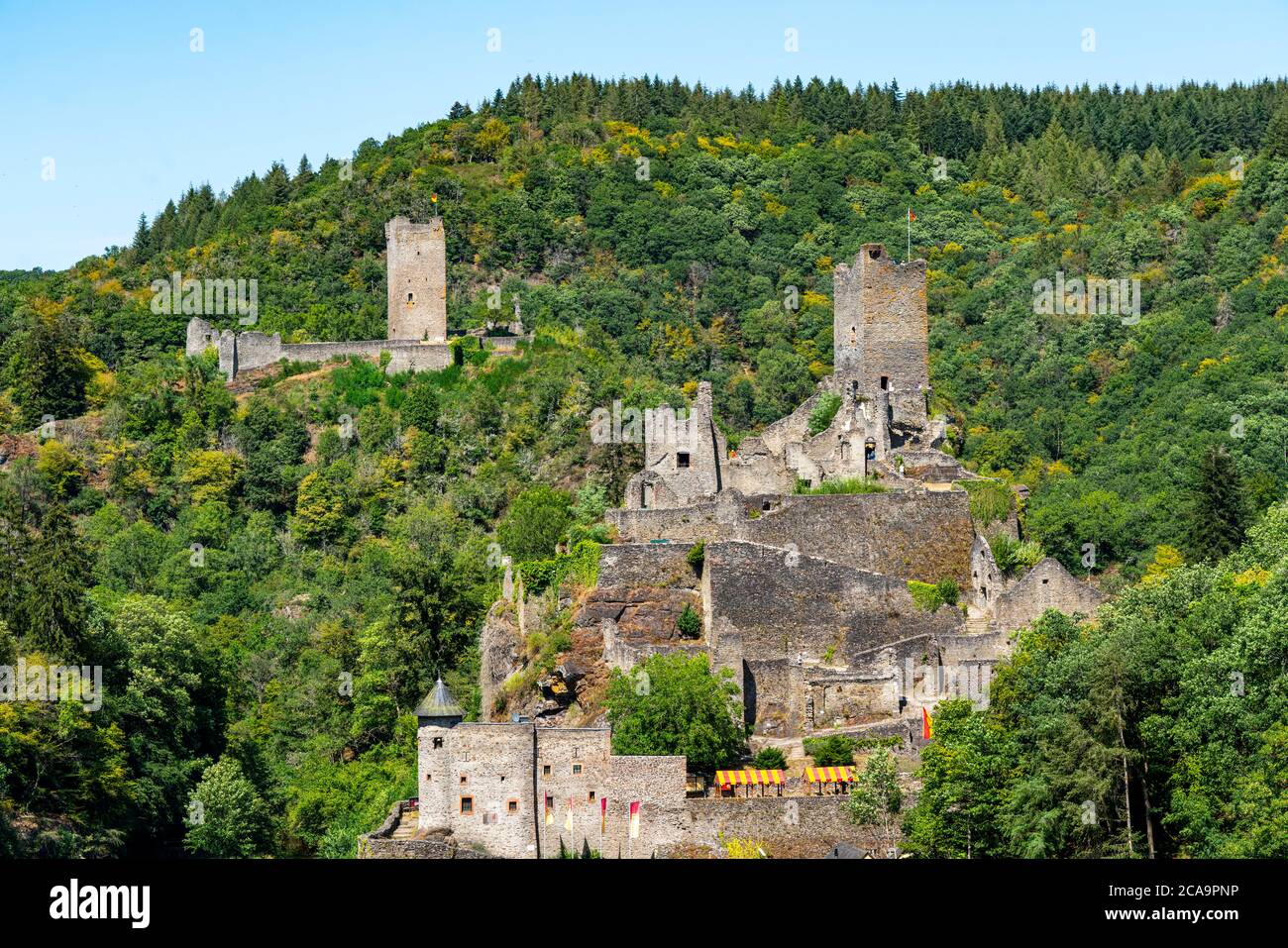 Ruins upper castle and lower castle hi-res stock photography and images ...